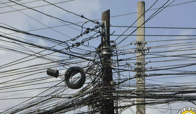 PECO, telcos begin clearing downtown streets of spaghetti wires ...