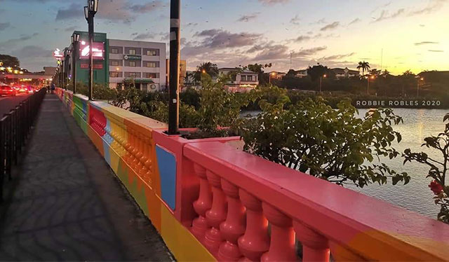 Multi-colored Diversion Bridge earns mixed reactions - Iloilo ...