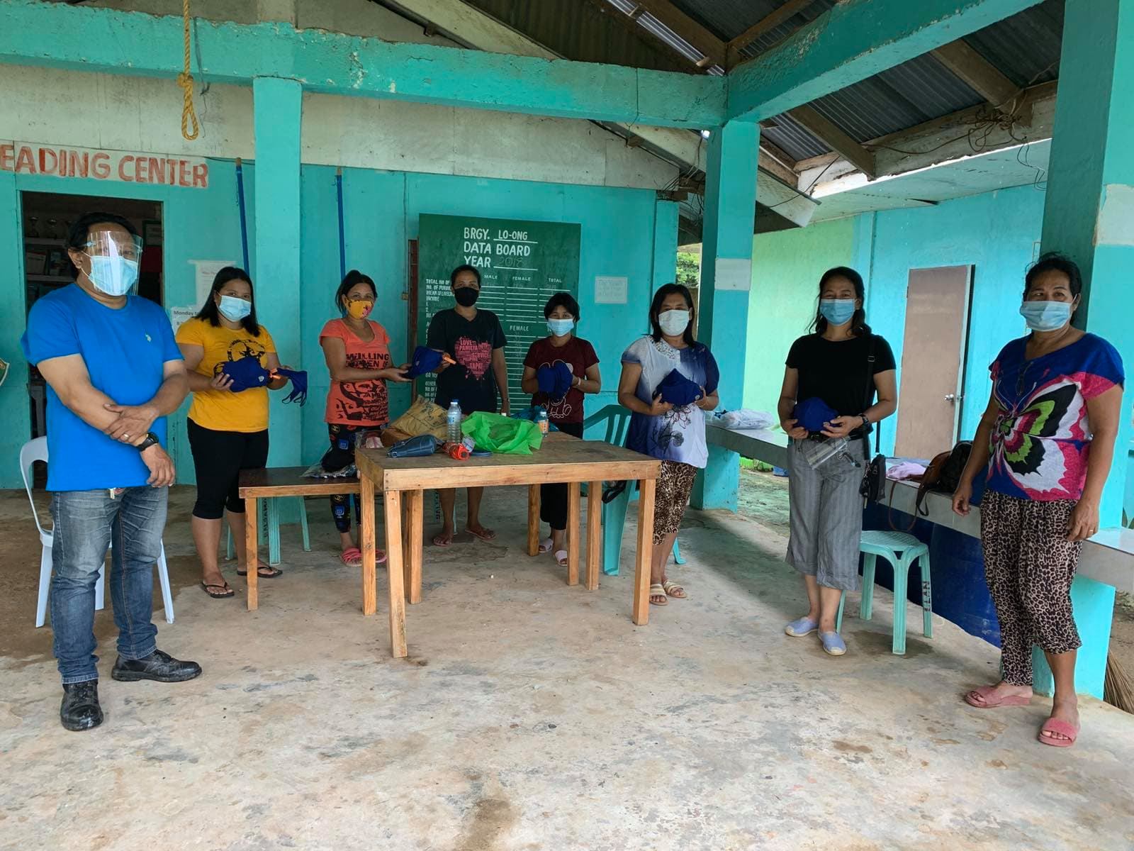 PCPC supports local products, provides reusable masks to Iloilo ...