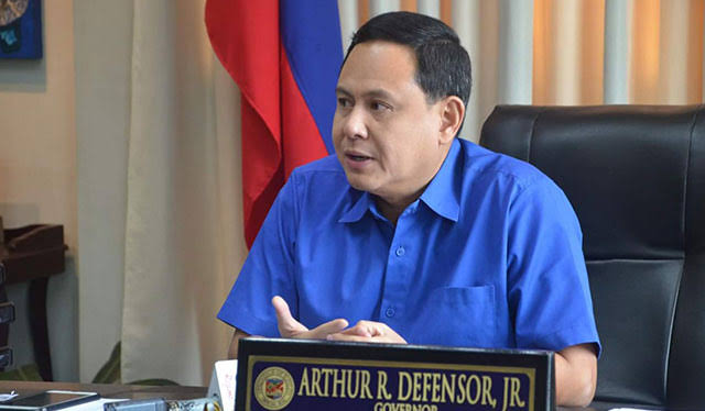 Defensor thumbs down proposed ‘no vaccination, no work’ policy - Iloilo ...