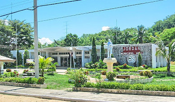 Jordan town hall placed under lockdown - Iloilo Metropolitan Times