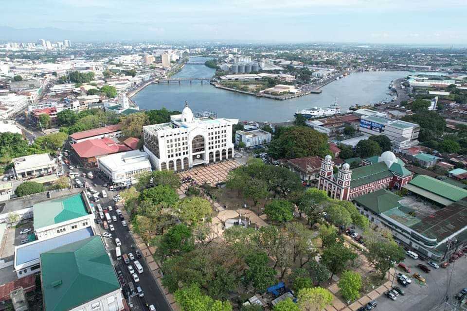 Iloilo City eyed as among top 3 most competitive HUCs by 2028 - Iloilo ...