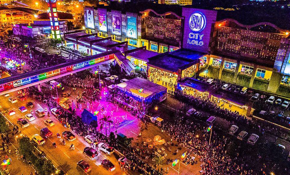 Experience Dinagyang at the heartbeat of the festivities - Iloilo ...