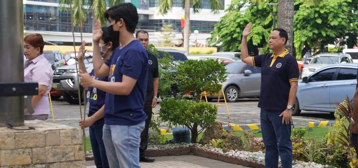 Defensor supports inclusion of Bagong Pilipinas hymn, pledge in flag ...