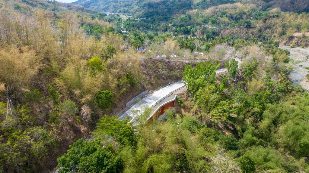 P28.949-M road project improves access to Iloilo remote villages ...