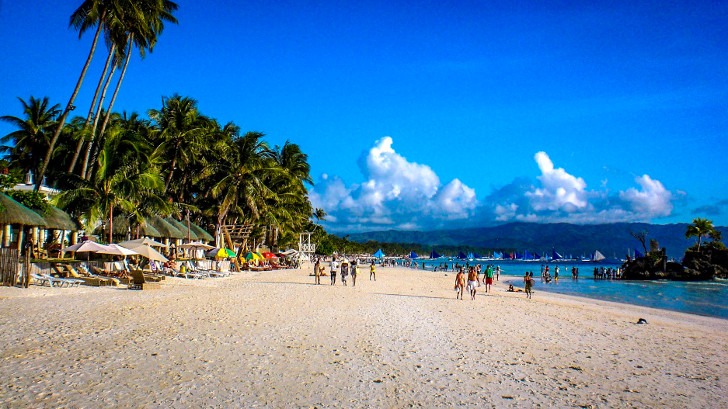 Boracay logs over 205K tourist arrivals in June - Iloilo Metropolitan Times