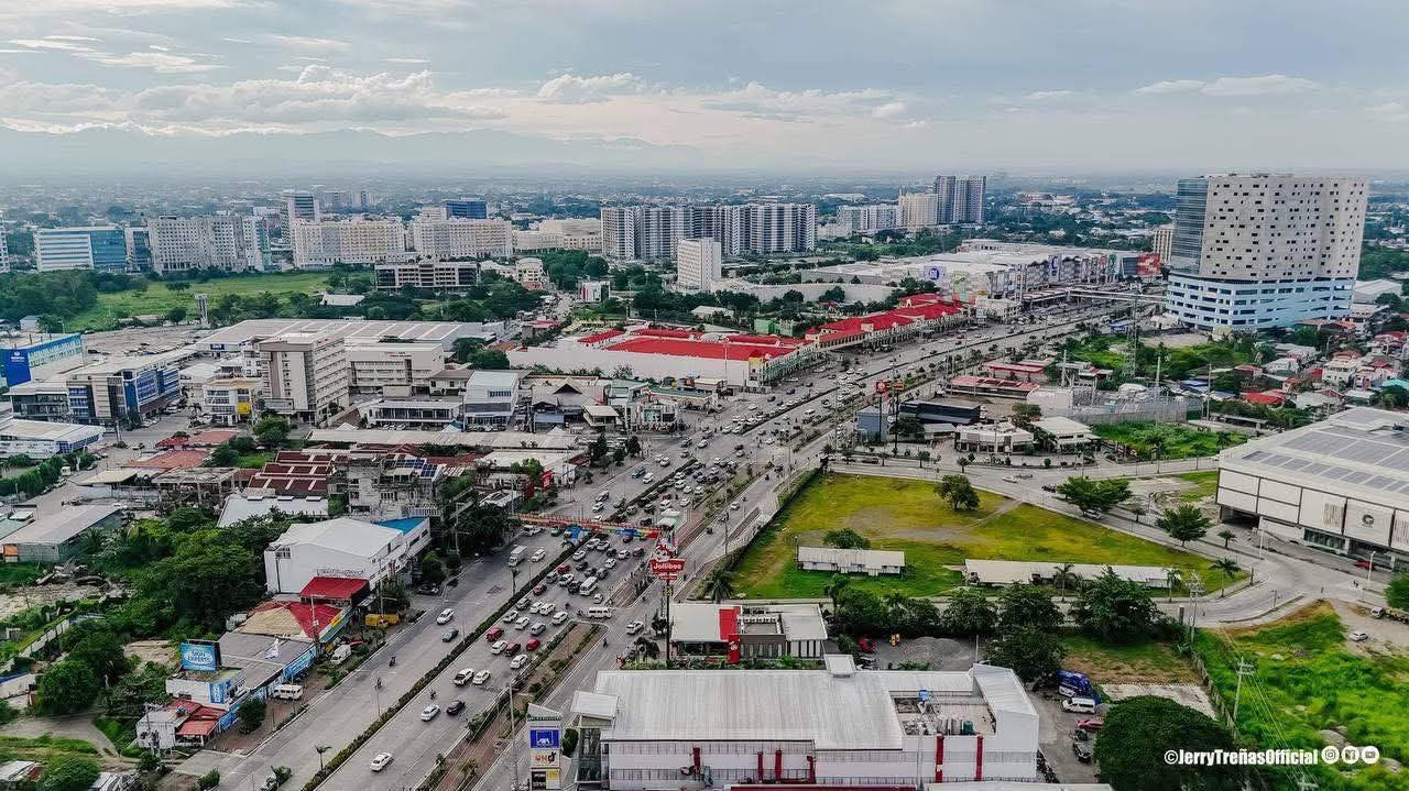 Iloilo still a safe city; crimes down by 5% - Iloilo Metropolitan Times