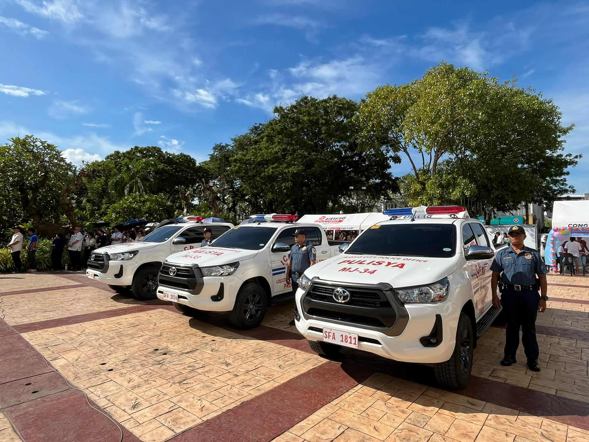 Iloilo City police receive 6 new patrol vehicles - Iloilo Metropolitan ...