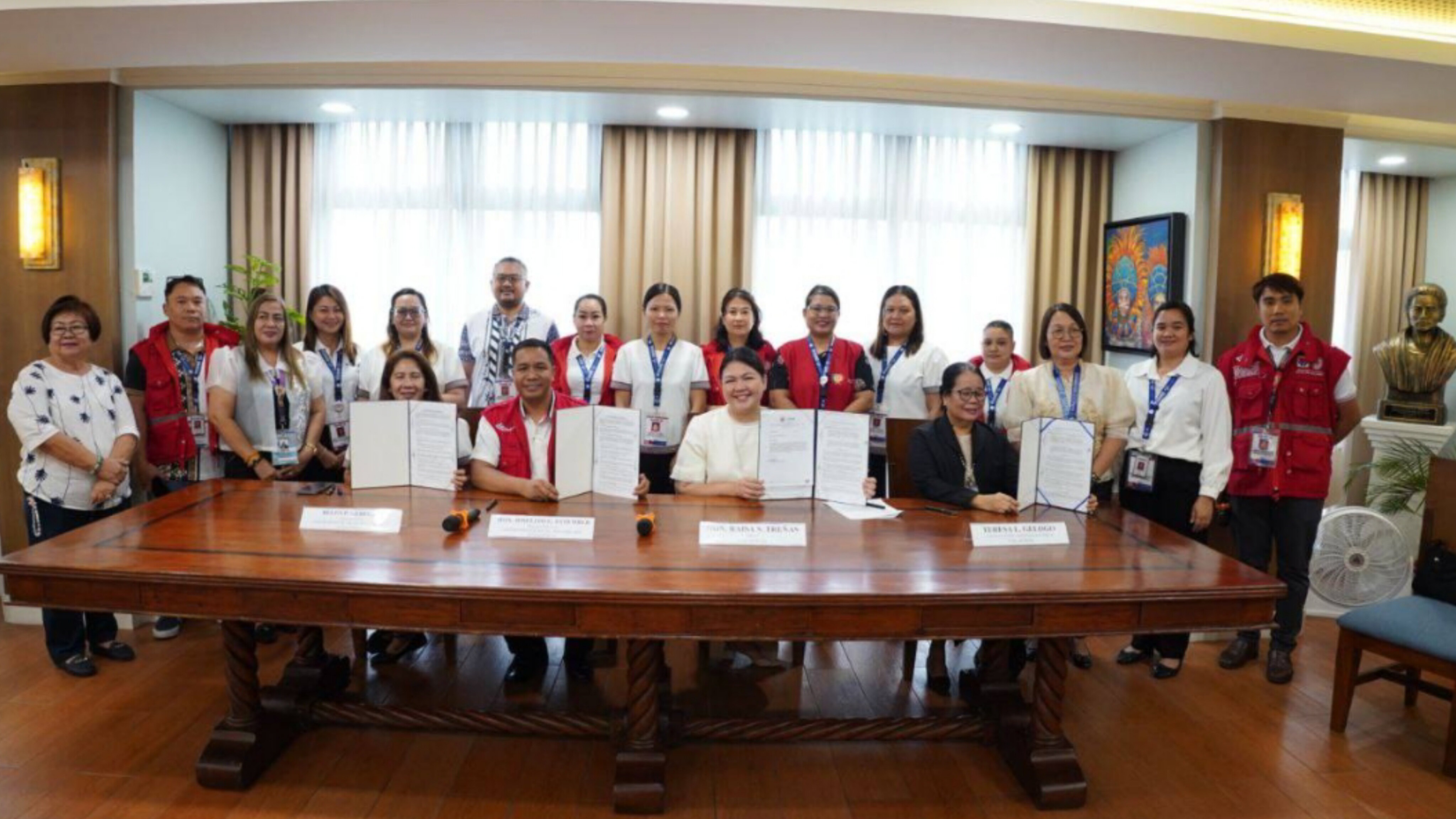 Iloilo City, DSWD ink MOA to strengthen 4Ps implementation - Iloilo ...